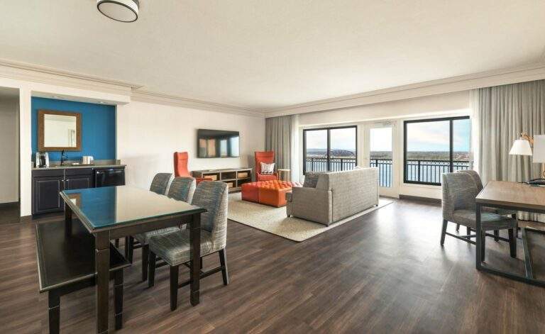 Rooms - The Galt House
