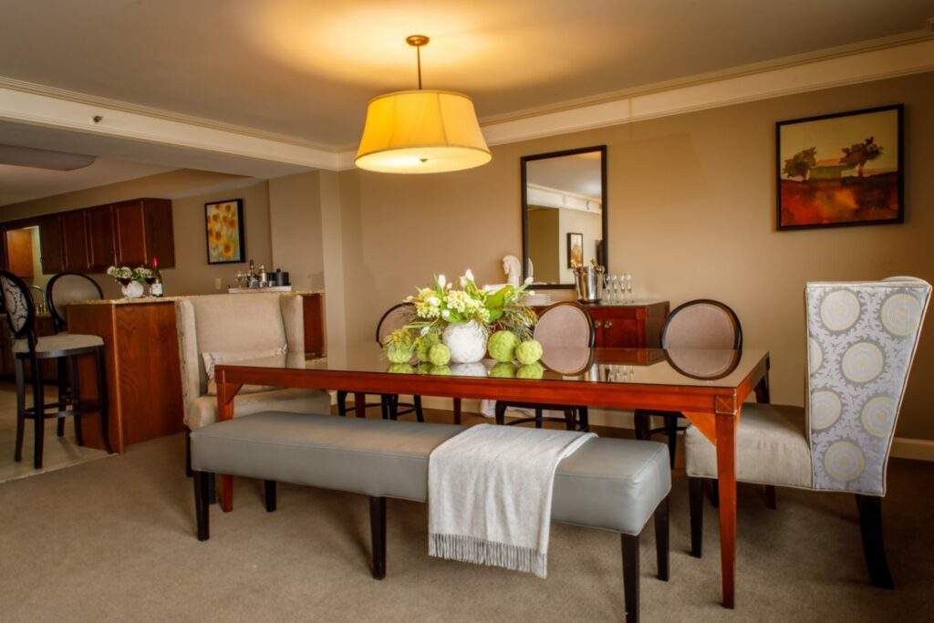 Riverfront Apartments in Louisville KY | Galt House Residences